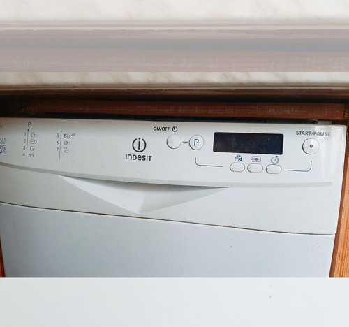 Посудомоечная машина indesit DSG5737