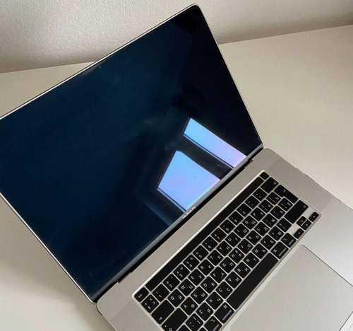 Apple MacBook Pro 16-inch 2020