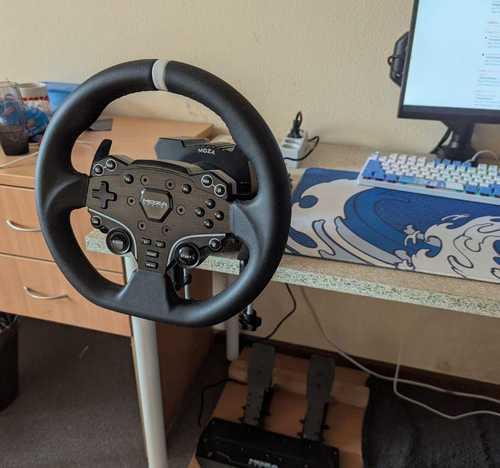 Игровой руль moza r5