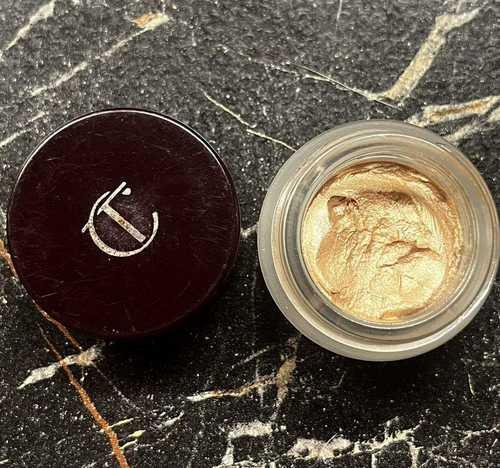 Кремовы тени Charlotte Tilbury Champagne