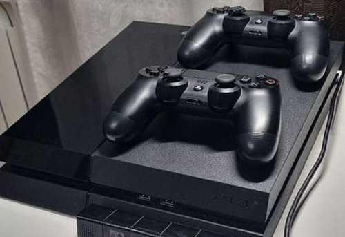 PlayStation 4 fat +2 геймпада и камера(воз. торг)