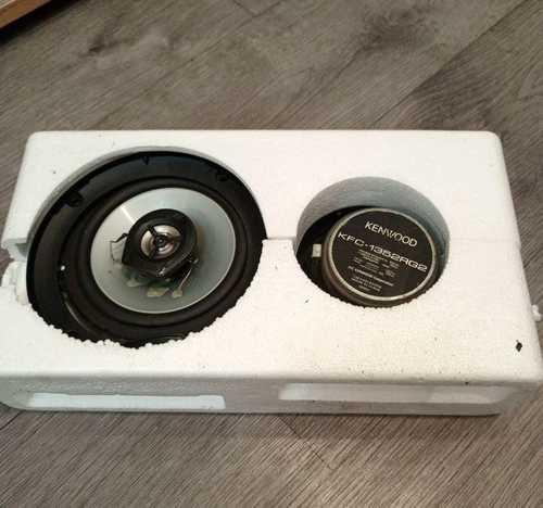 Автомобильные колонки kenwood