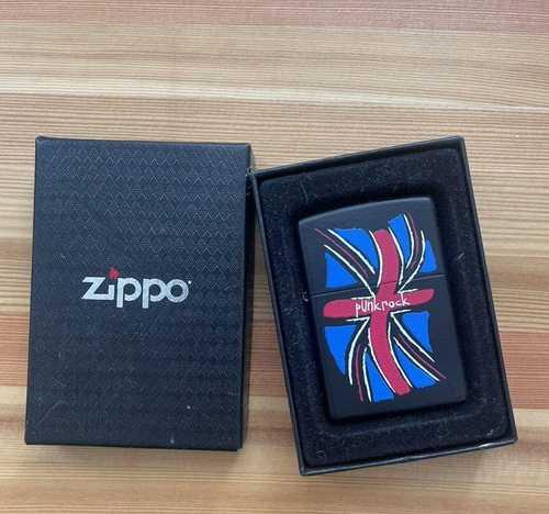 Зажигалка zippo punk rock