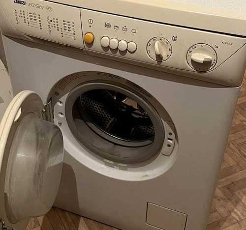 Стиральная машинка zanussi