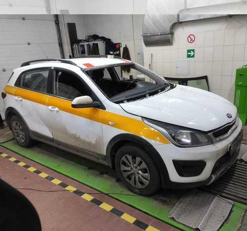 Лобовое стекло Kia Rio X-Line