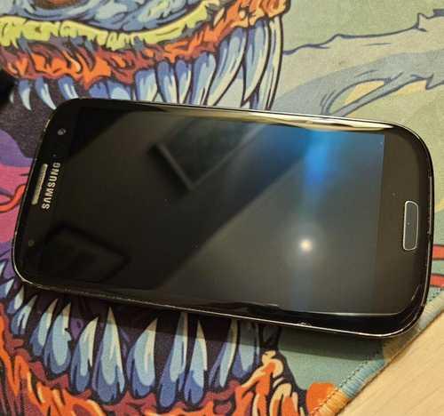 Samsung Galaxy S III GT-I9300, 16 ГБ