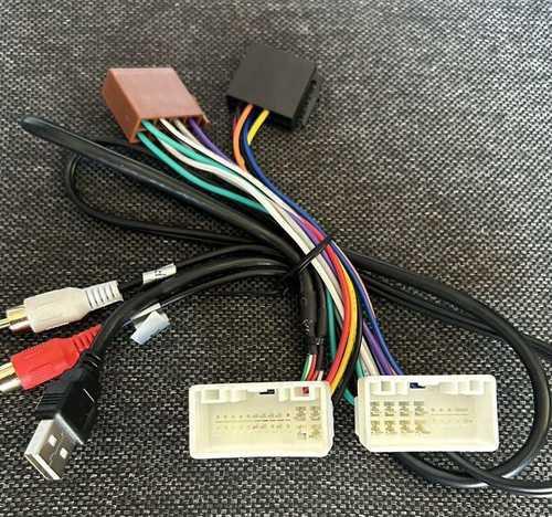 Переходник HY-03A магнитолы Kia/Hyundai с Aux Usb