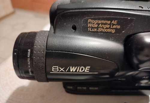 Видеокамера panasonic 8X/wide