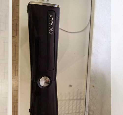 Xbox 360 slim freeboot прошитый