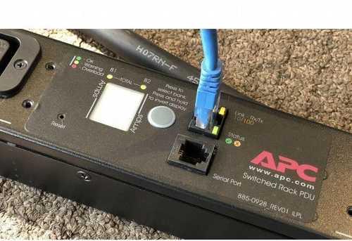 Блок распределения питания APC AP7953 Rack PDU