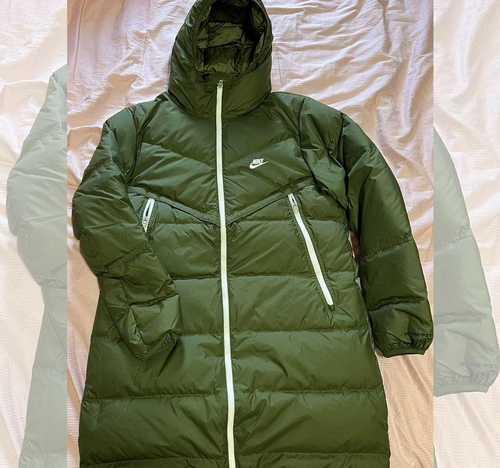 Мужской пуховик/паркаNike Storm-FIT Windrunner