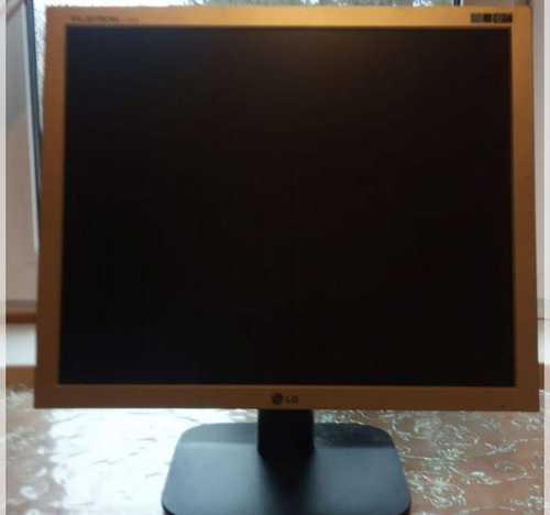 Монитор 19" LG flatron L1919S-SF