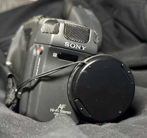 Видеокамера sony handycam