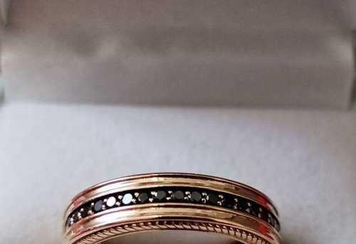 Золотое кольцо с черными бриллиантами