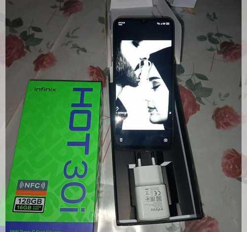 Infinix HOT 30i, 8/128 ГБ