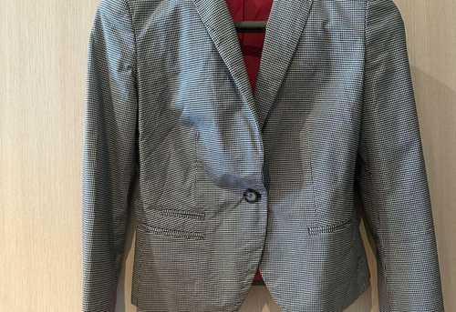Пиджак United colors of Benneton. XS