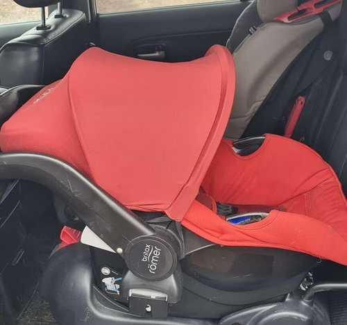 Автолюлька britax romer baby safe с базой izofix