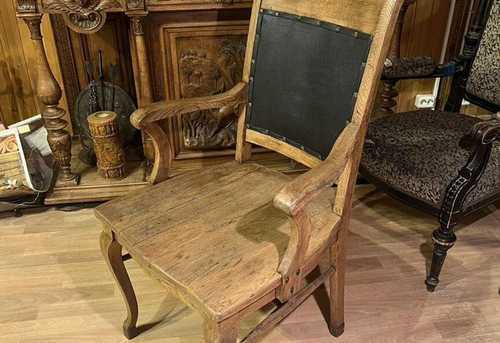 Кресло старинное антикварное