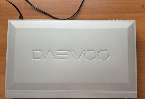 DVD плеер Daewoo DV-950S