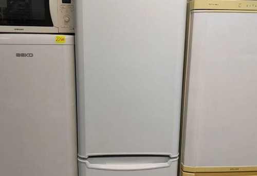 Холодильник Indesit+1 год гарантии