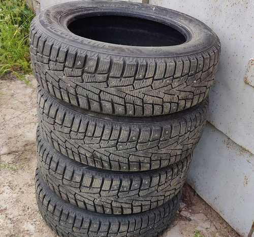 Roadstone Winguard WinSpike 205/60 R16 92T