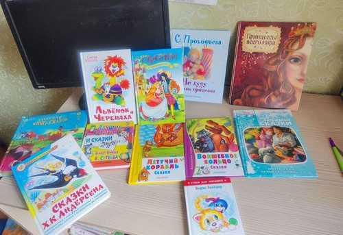 Много отличных книг для детей пакетом