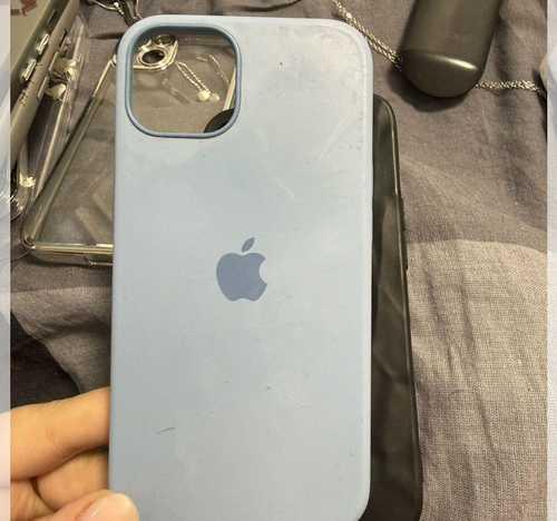 Чехол на iPhone 13