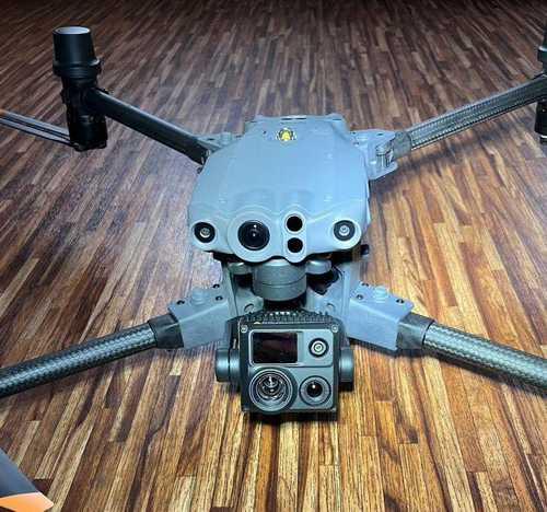 Квадрокоптер dji matrice 30t