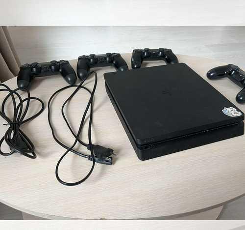 Sony playstation 4 slim