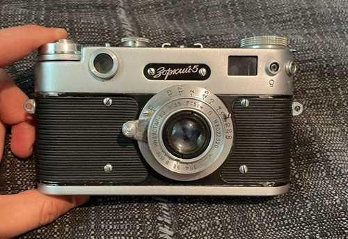 Плёночный фотоаппарат зоркий-5