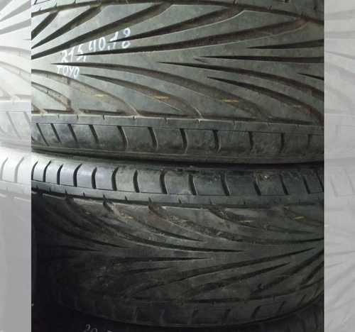 Toyo Proxes T1-R 215/40 R18