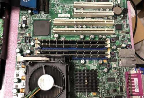 SuperMicro PCI64 с P4-3.0
