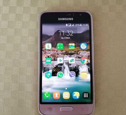 Смартфон Samsung j1 (2sim,озу 1gb+8gb)
