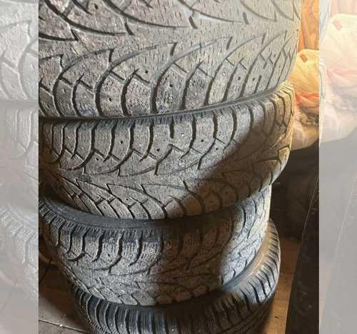 Hankook Winter I'Pike 195/65 R13