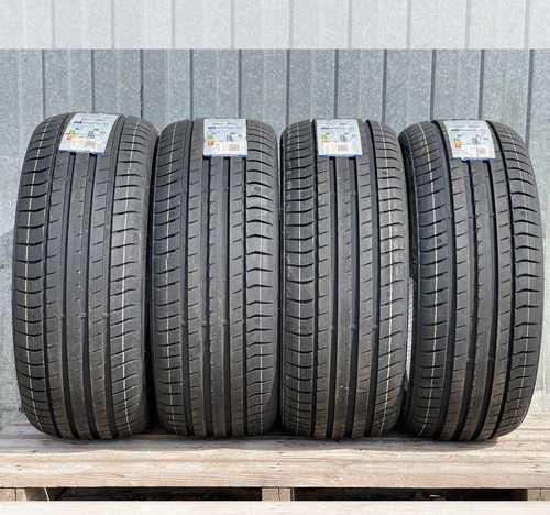 Triangle EffeXSport TH202 265/35 R20