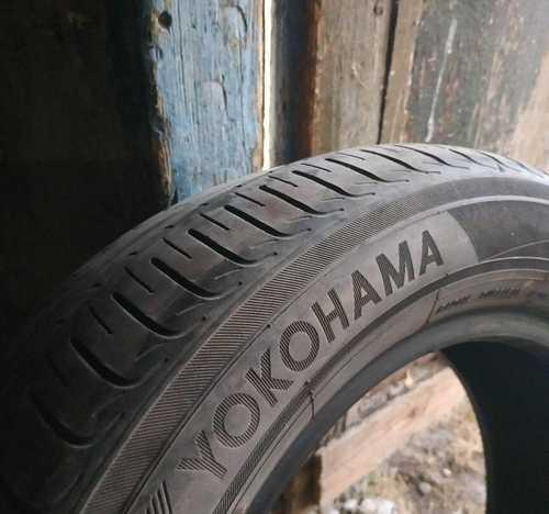 Yokohama BluEarth AE01 185/60 R14