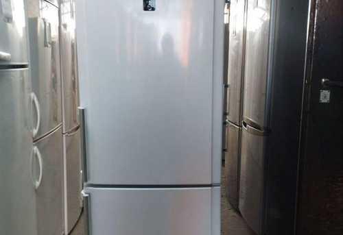 Холодильник бу Hotpoint Ariston отс Доставка