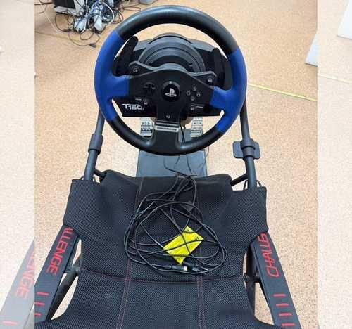 Кокпит для симрейсинга playseat   ThrustMaster T15