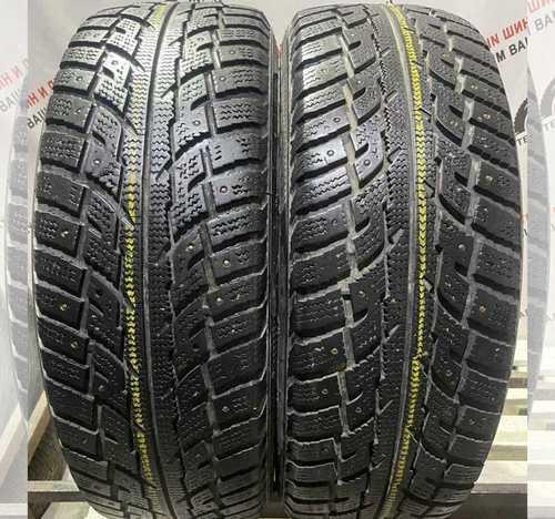 Kumho I'Zen RV Stud KC16 215/60 R17 100T