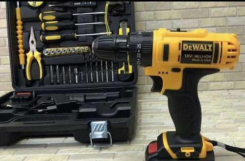 Шуруповерт dewalt 18v с набором инструмента