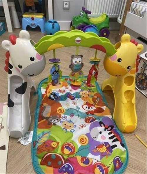 Игровой центр fisher price