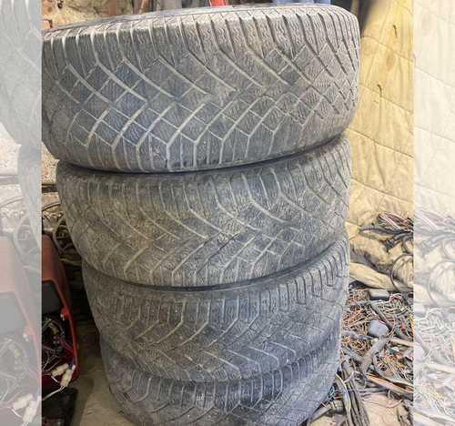 Continental ContiVikingContact 7 225/60 R17