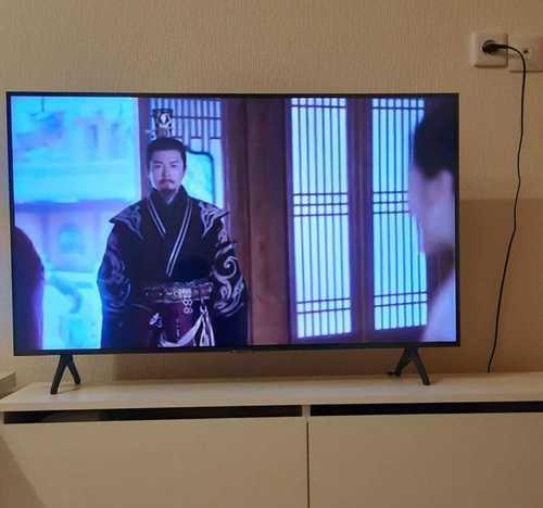 Телевизор Samsung SMART tv 43"