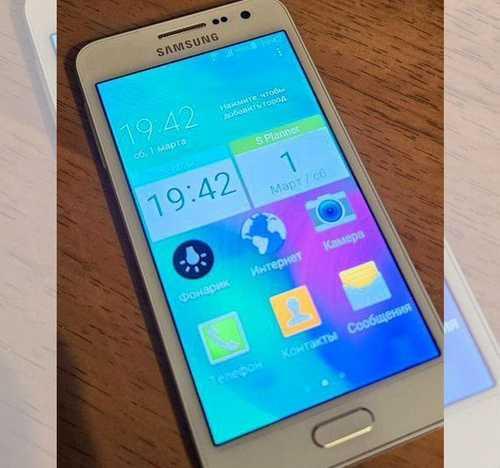 Samsung Galaxy A3 SM-A300F, 16 ГБ