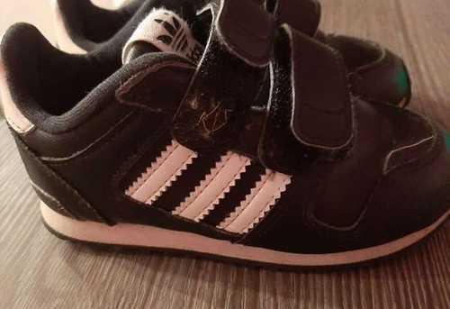 Adidas кроссовки детские кожаные