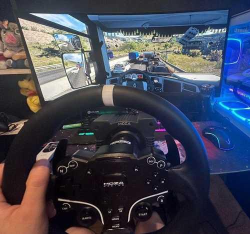 Руль moza r5 и педали ThrustMaster T-LCM