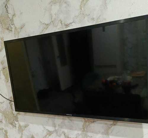 Телевизор SMART tv 32 дюйма бу