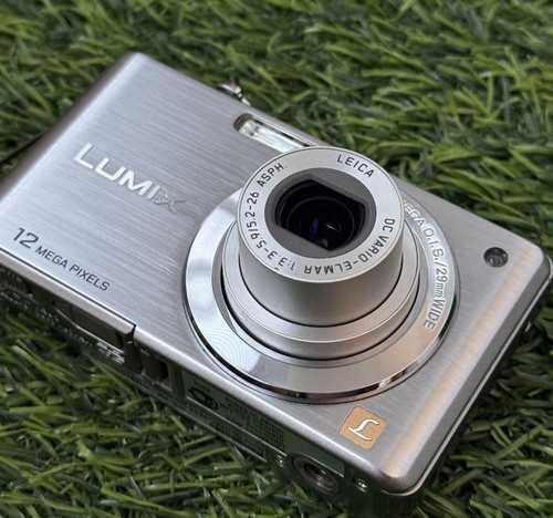 Цифровой фотоаппарат Lumix DMC-FS15 y2k