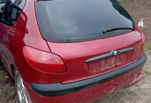 Запчасти на peugeot 206