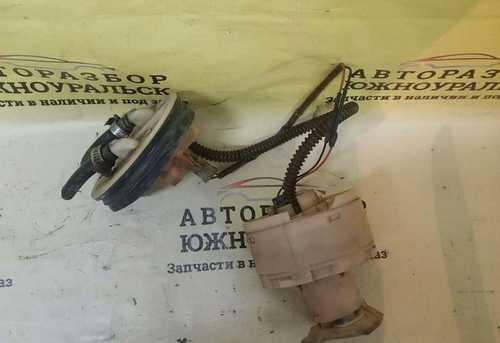 Бензанасос Audi A4 b5 1,6